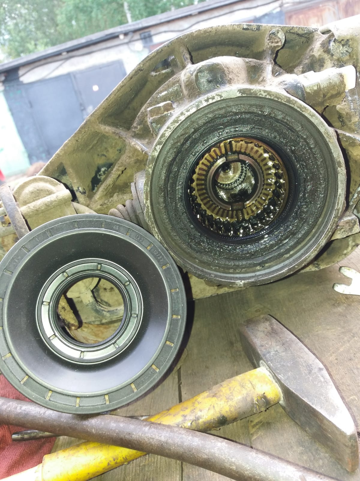 ТО редуктора и подрамника — Audi S6 (C4), 2,2 л, 1995 года | плановое ...