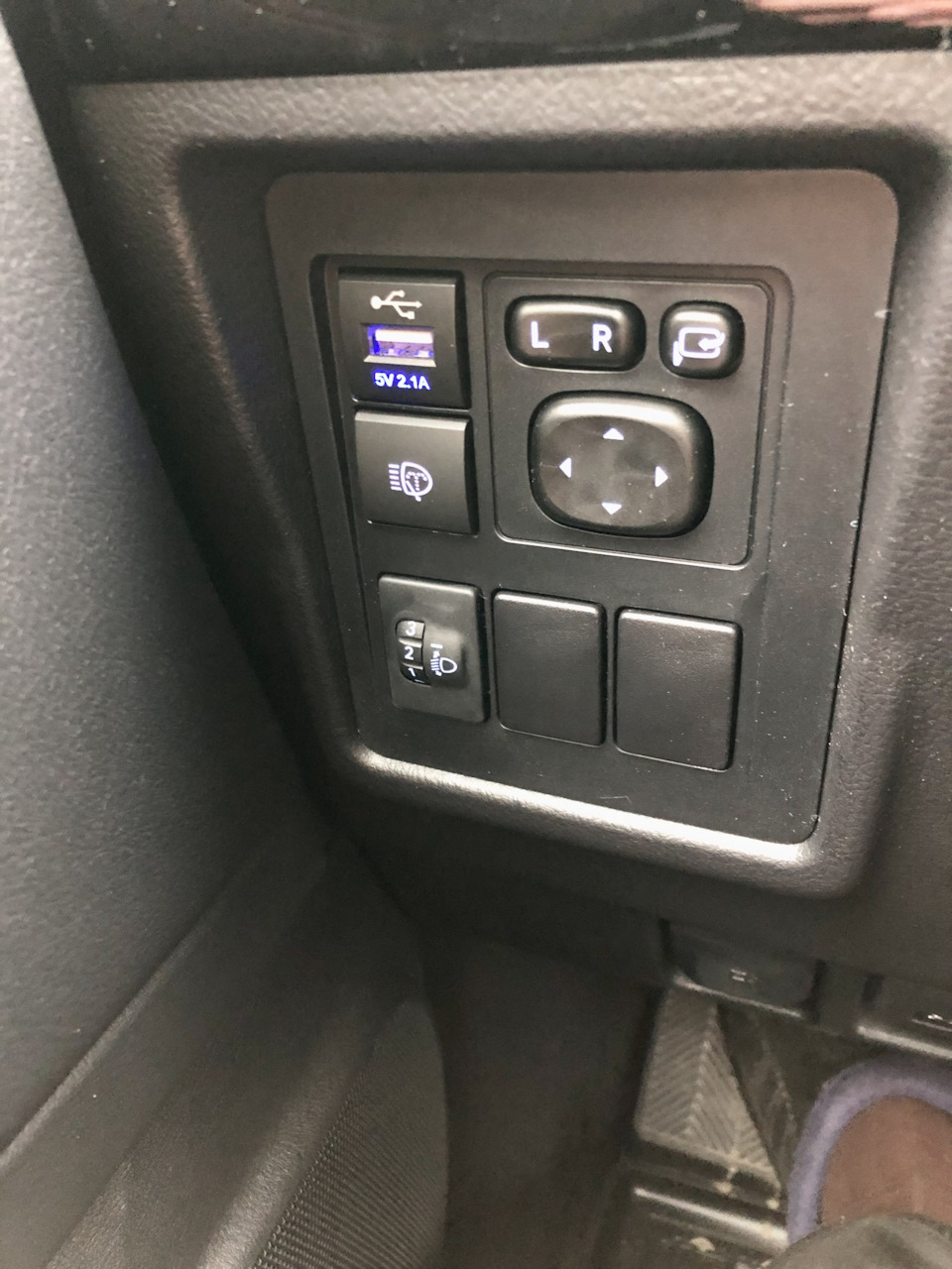 USB — Toyota Land Cruiser Prado 150-series, 2,7 л, 2021 года ...