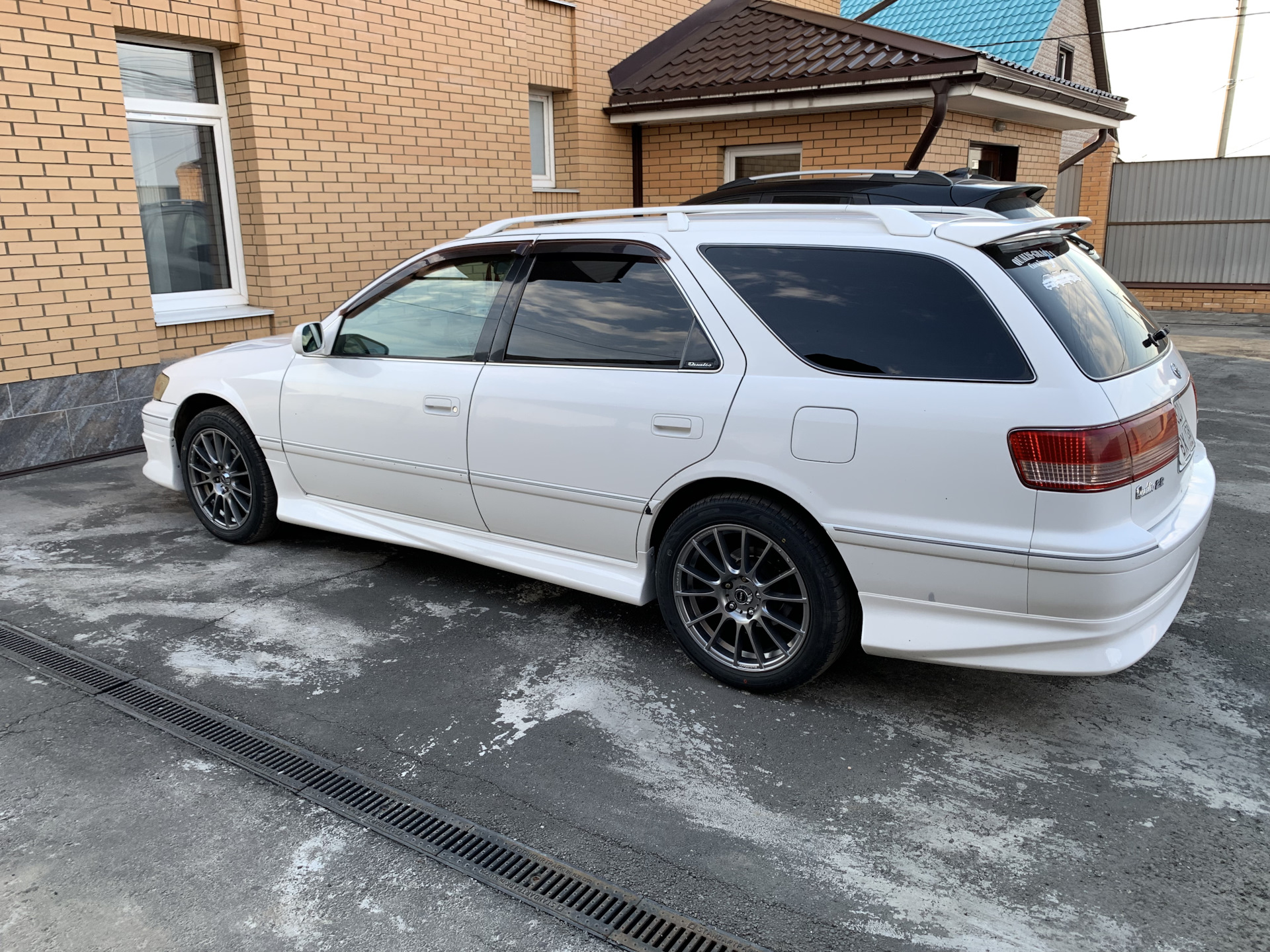 Поставил диски 😊 — Toyota Mark II Qualis, 2,2 л, 2000 года | колёсные ...