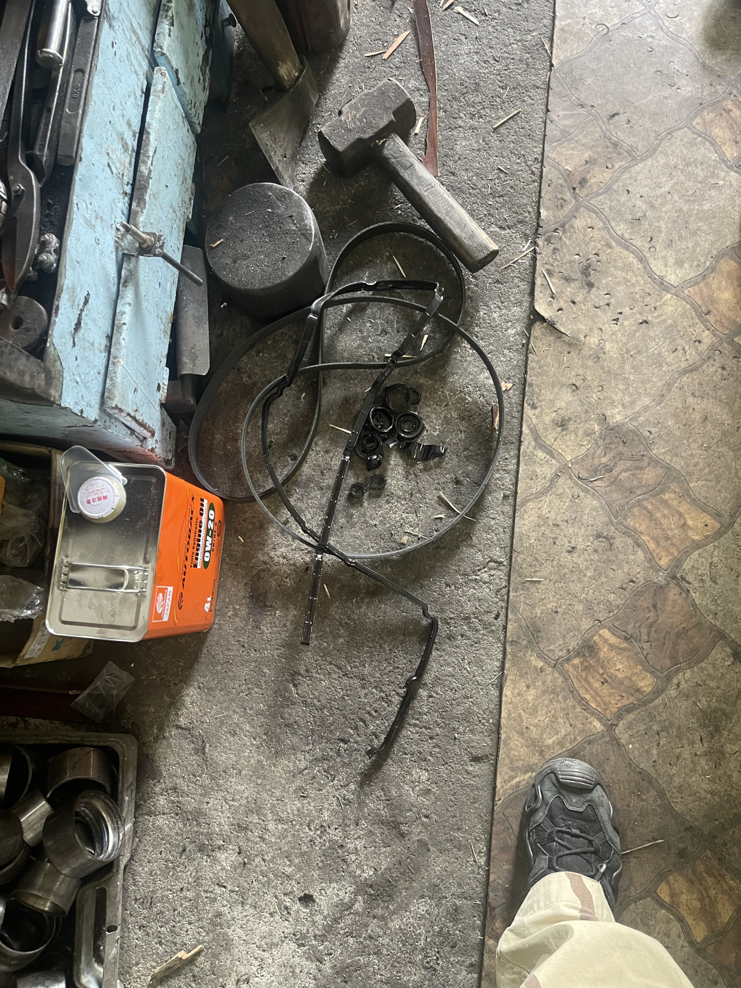 Течка — Toyota Land Cruiser Prado 150-series, 2,7 л, 2010 года | визит ...