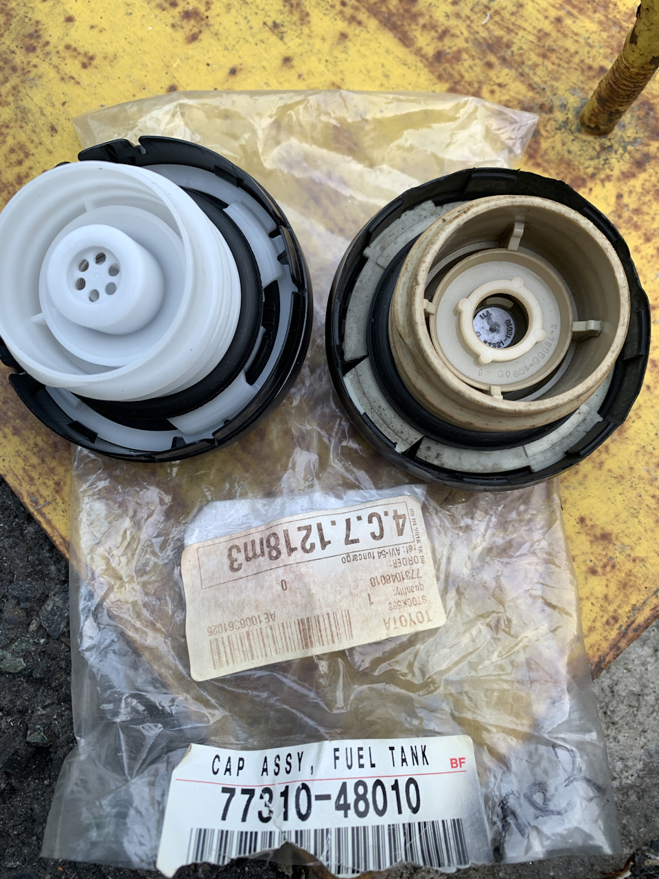 7731048010 Крышка топливного бака TOYOTA LEXUS | Запчасти на DRIVE2