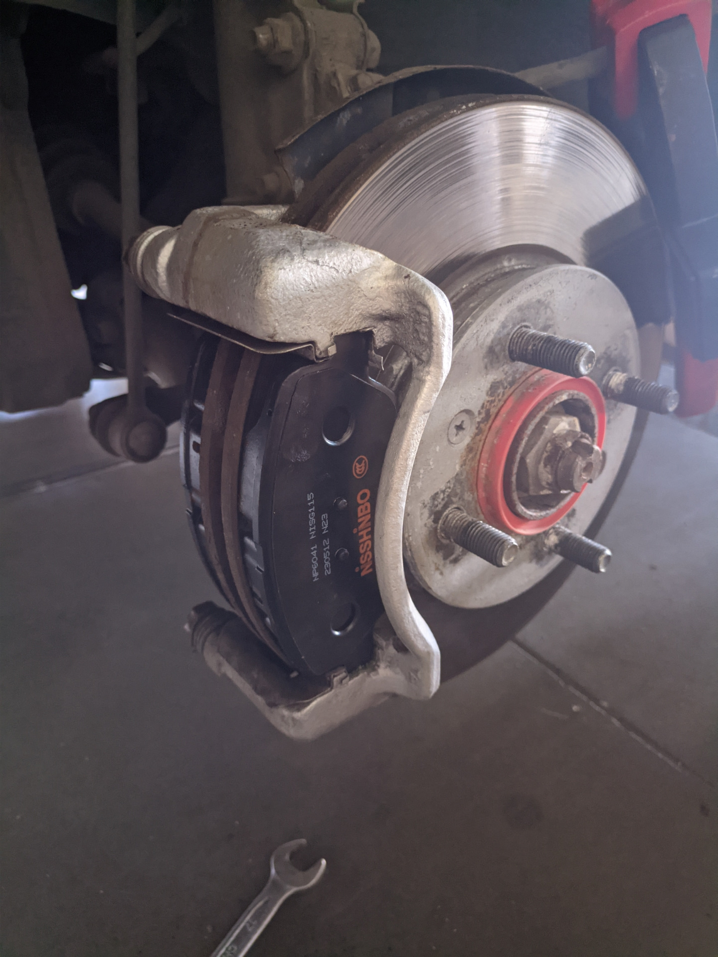 Передние тормозные колодки nisshinbo NP6041 (попался контрафакт ...