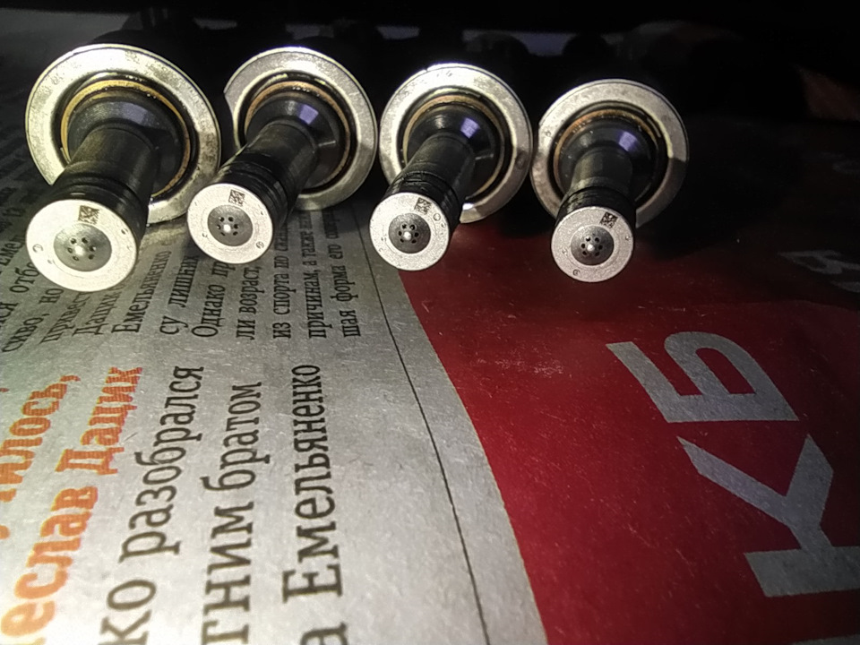 Замена прокладки клапанной крышки КУГА 1,6 (+димексид форсы + свечи ...