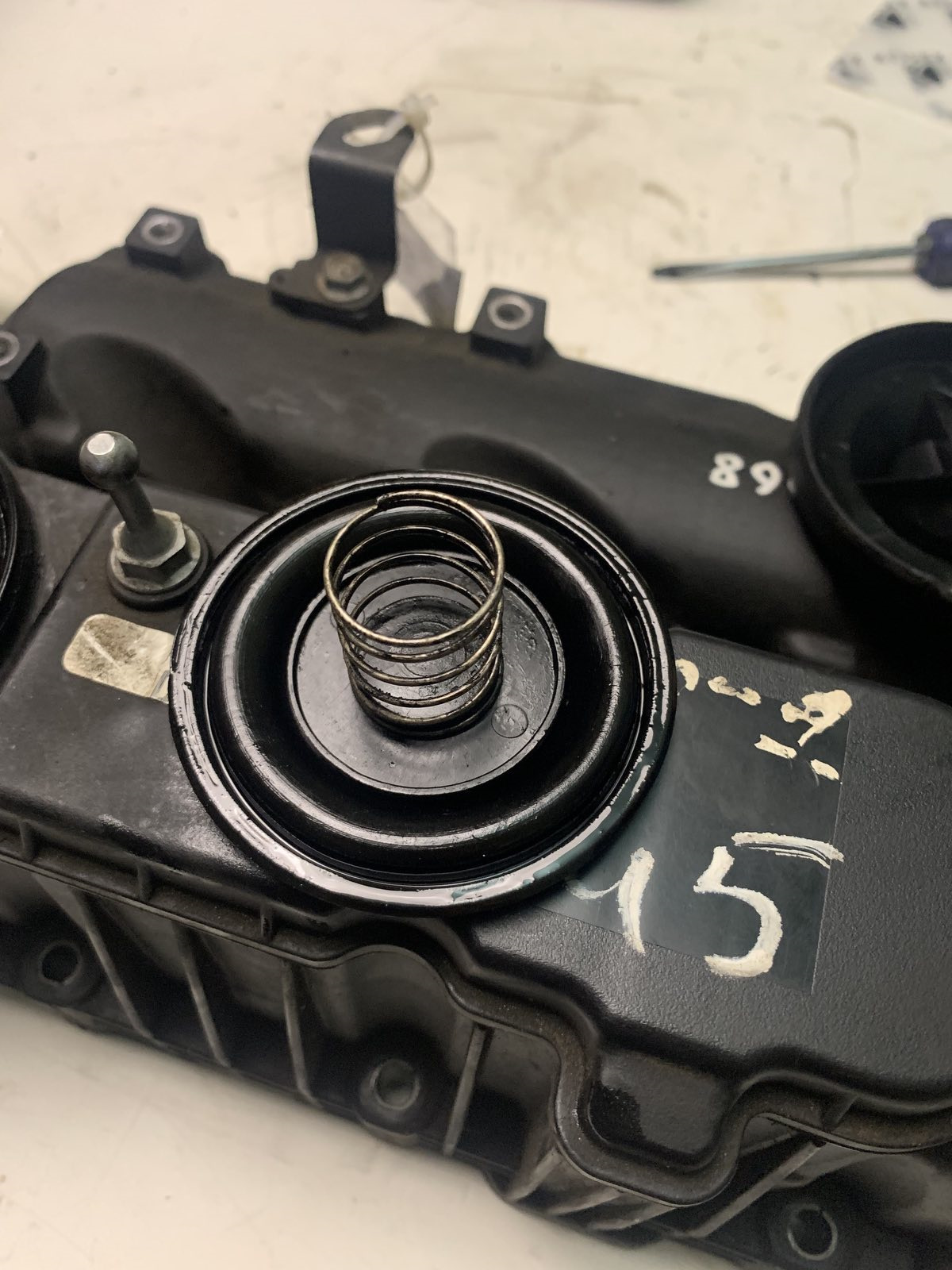 Замена мембраны клапанной крышки Hyundai/Kia 2.2 CRDI 224102F000 ...