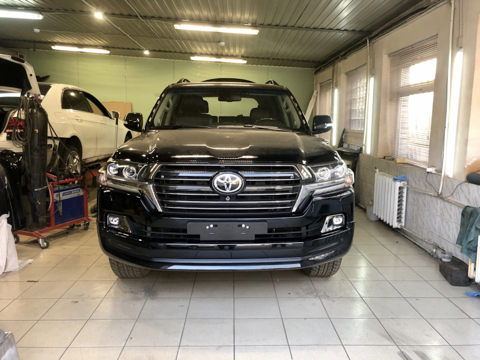 рестайлинг готов — Toyota Land Cruiser 200, 4,6 л, 2012 года | тюнинг ...