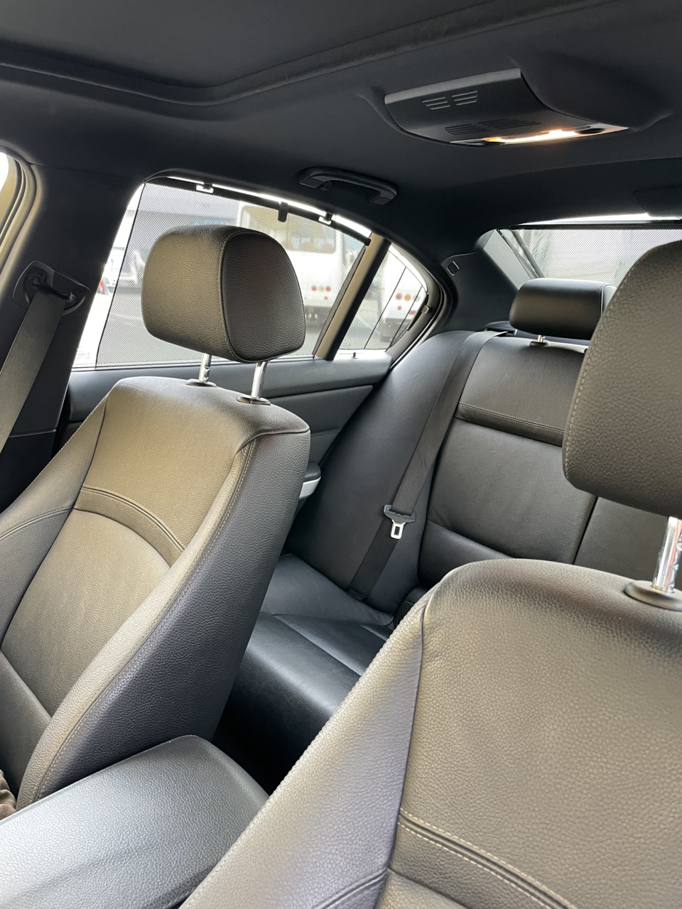 #13. « Солнцезащитные шторы заднего ряда» S417A — BMW 3 series (E90), 3 ...