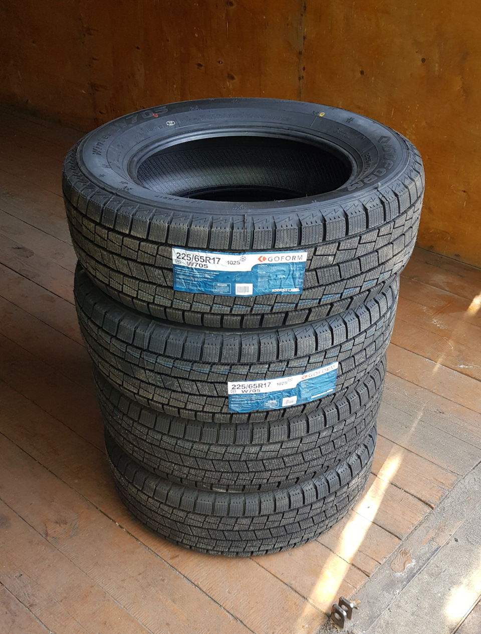 Goform W705 225/65 R17 (зима) — Toyota Vanguard, 2,4 л, 2010 года ...
