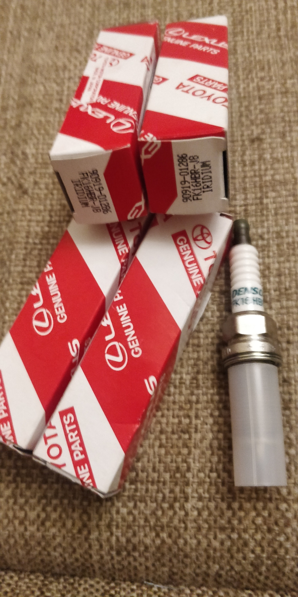 9091901286 Свеча зажигания TOYOTA LEXUS | Запчасти на DRIVE2