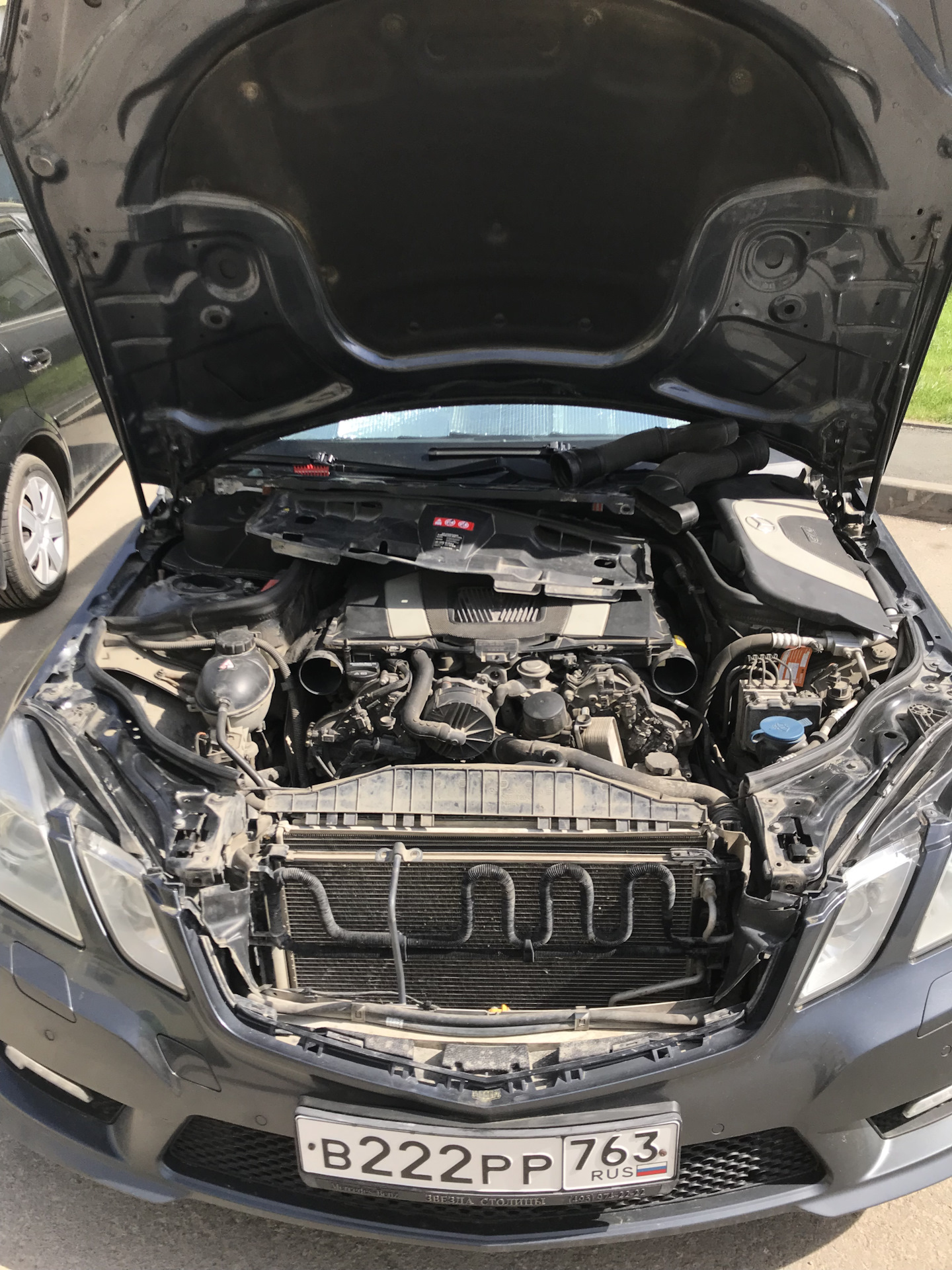 17. Мойка радиатора — Mercedes-Benz E-Class (W212), 3,5 л, 2010 года ...