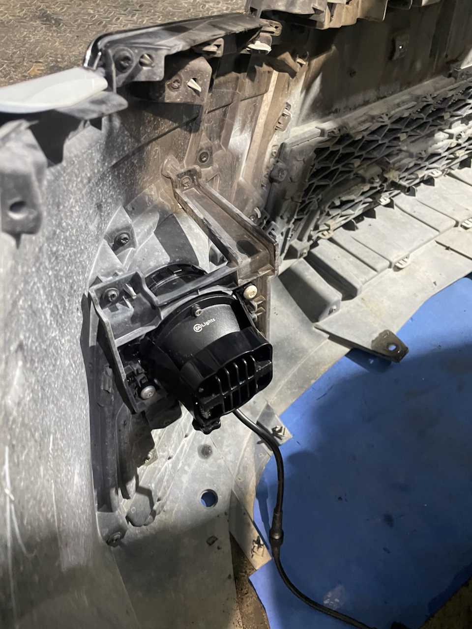 Установка BI-Led туманок — Lada Vesta SW Cross (1G), 1,6 л, 2019 года | тюнинг | DRIVE2