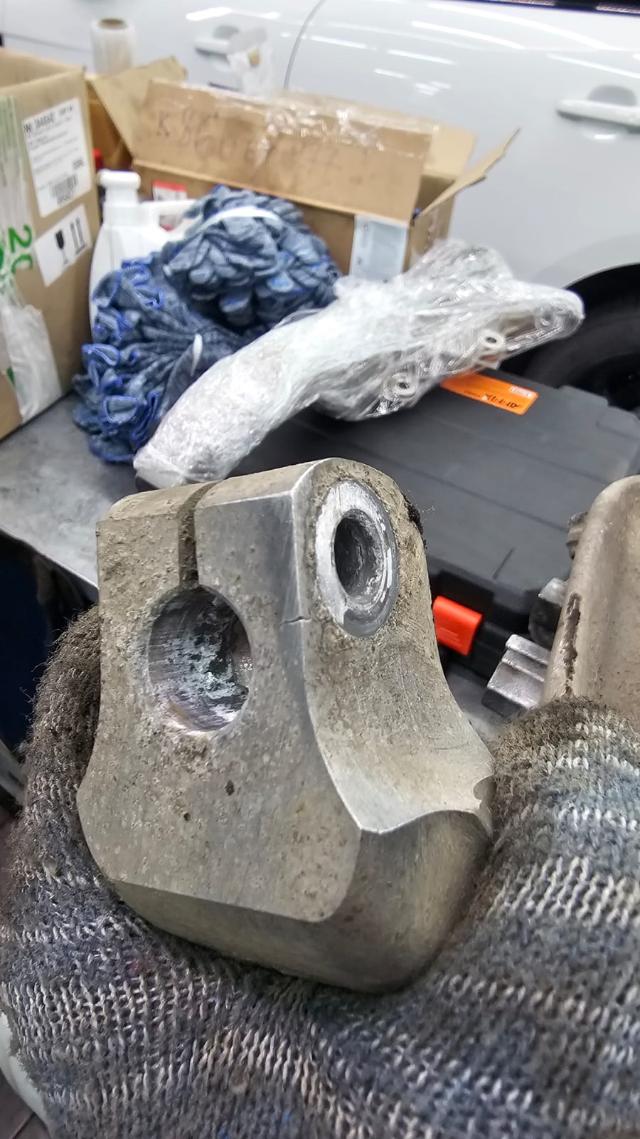 Замена насоса Эбершпехера и удивительная "неприятность" — Jaguar F-Pace ...