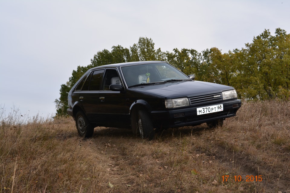 Осений фотосет — Mazda 323 III, 1,3 л, 1986 года | фотография | DRIVE2