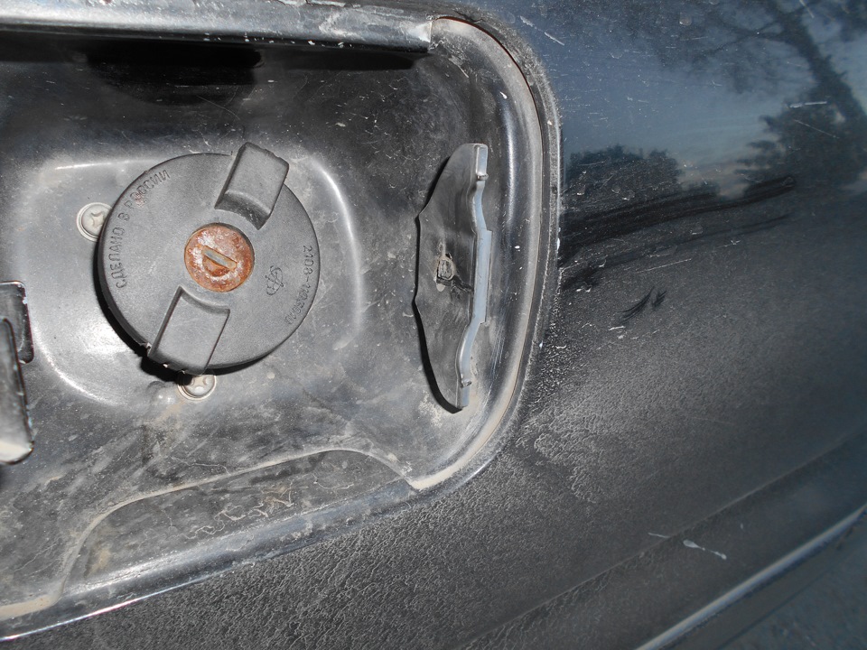 Лючок бензобака — Mitsubishi Diamante (1G), 3 л, 1991 года | своими ...