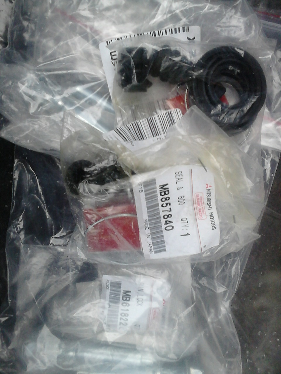 Ребилд передних тормозов — Mitsubishi Galant (8G), 2,5 л, 1996 года ...