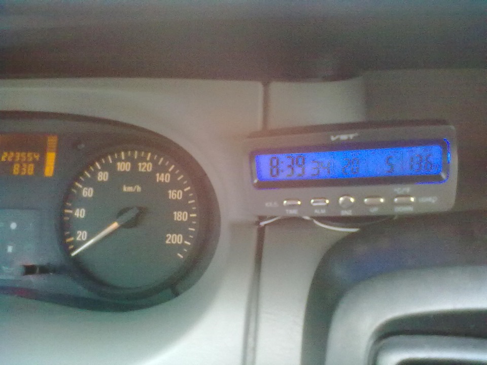 Дополнительные розетки 12В + часы/темпер/вольтметр — DRIVE2