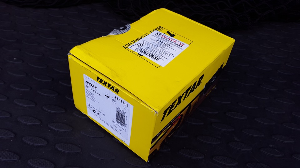 Воздушный фильтр и тормозные колодки — BMW X1 (E84), 2 л., 2012 года ...