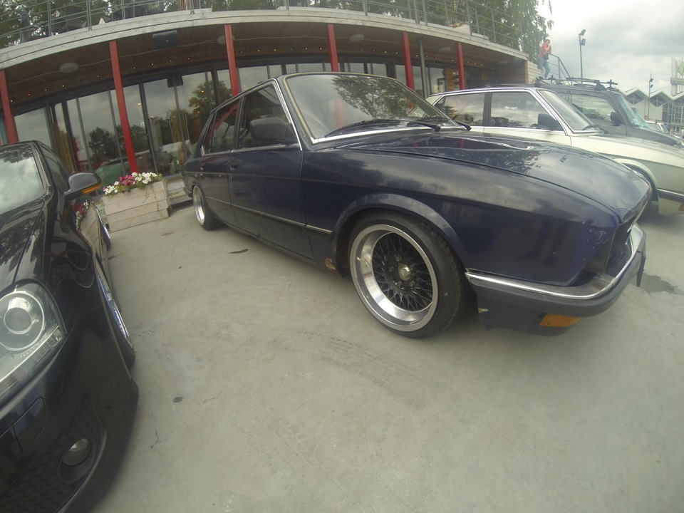 Slammest 2014. Парк Сокольники. Чем ниже, тем …=) — DRIVE2