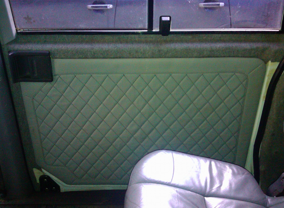 Обшивка задней сдвижной двери. — DRIVE2