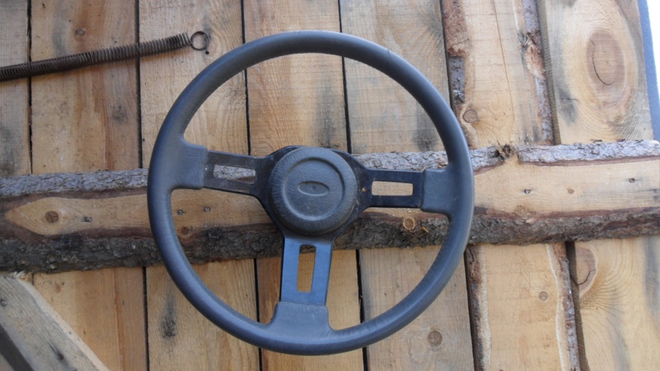 Купил руль — Ford Fiesta (Mk I), 1,6 л, 1977 года | запчасти | DRIVE2