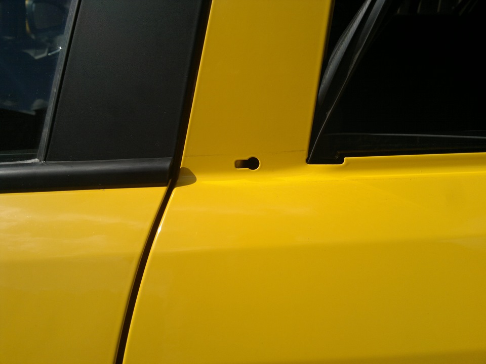 Черные стойки дверей — Opel Corsa D, 1,4 л, 2008 года | стайлинг | DRIVE2