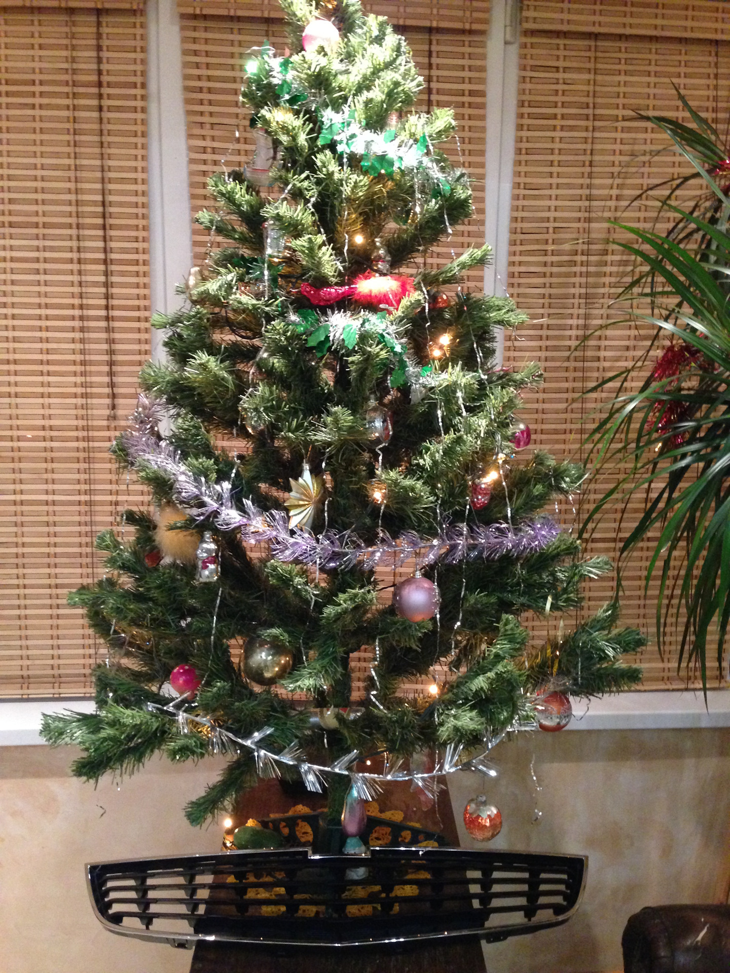 Новый год. Решетка радиатора, поездка к дилеру — Chevrolet Cruze ...