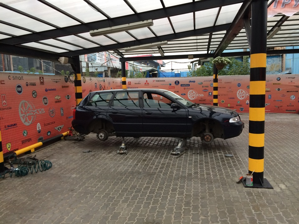Диски. Фото на машине. — Audi A4 Avant (B5), 1,8 л, 1999 года ...