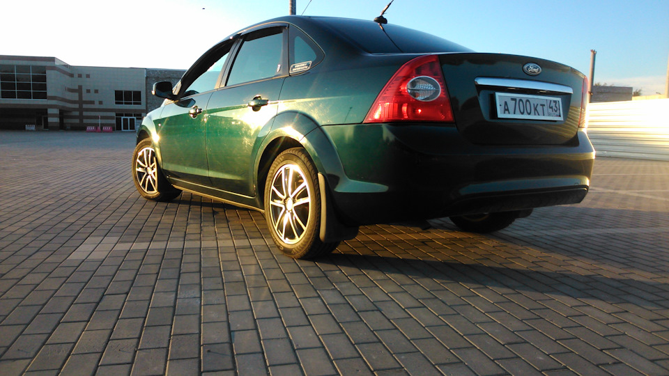 диодизация и синяя подсветка ног и багажника — Ford Focus Sedan II, 1,8 л, 2008 года | стайлинг ...