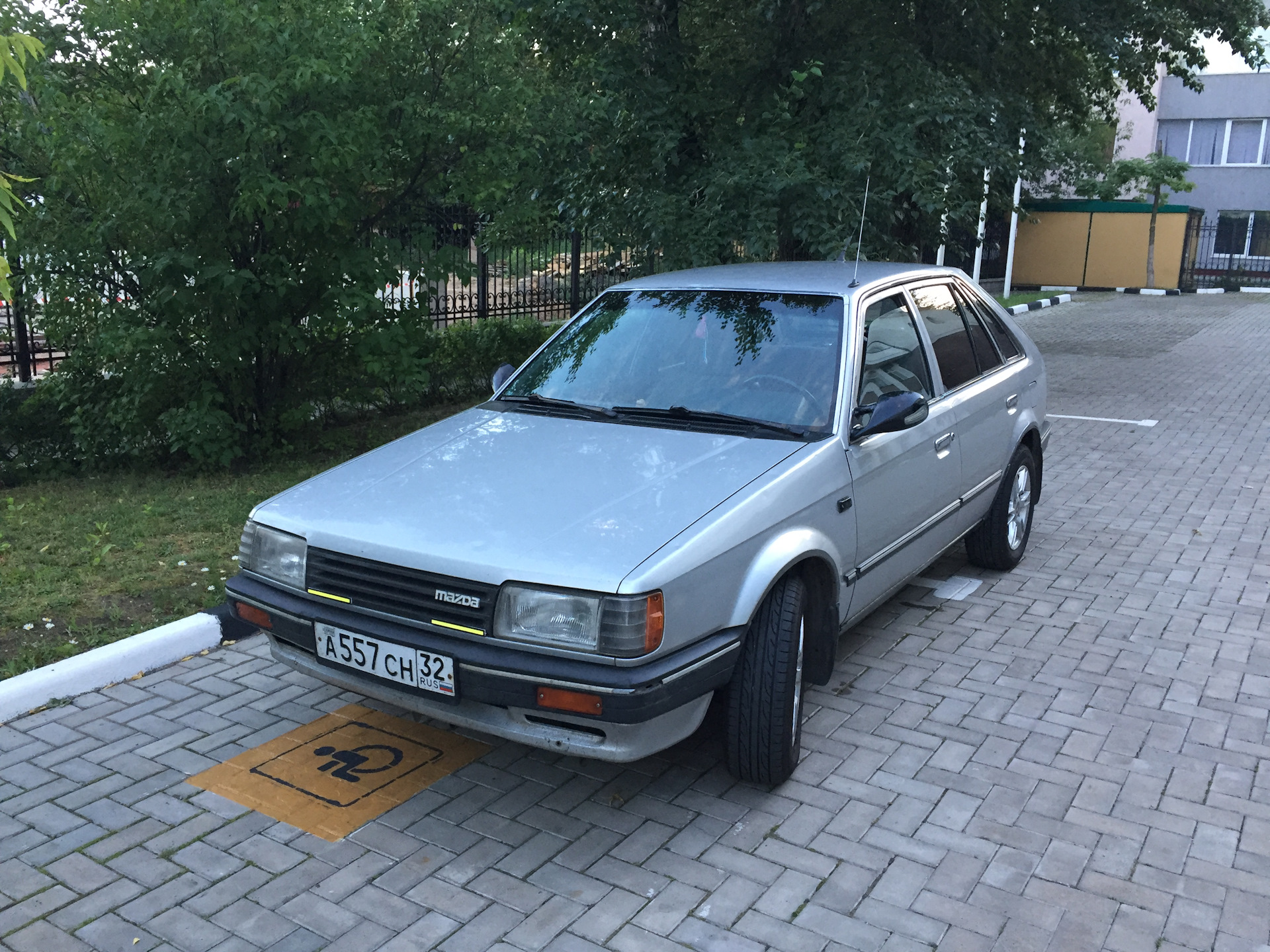 Дневные Ходовые Огни — Mazda 323 III, 1,3 л, 1987 года | аксессуары | DRIVE2
