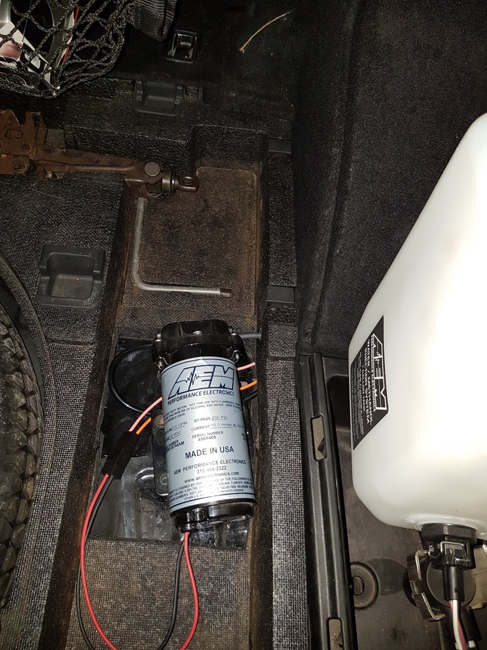 554319 Амортизатор передний (левый/правый). Серия Gas-A-Just KYB ...