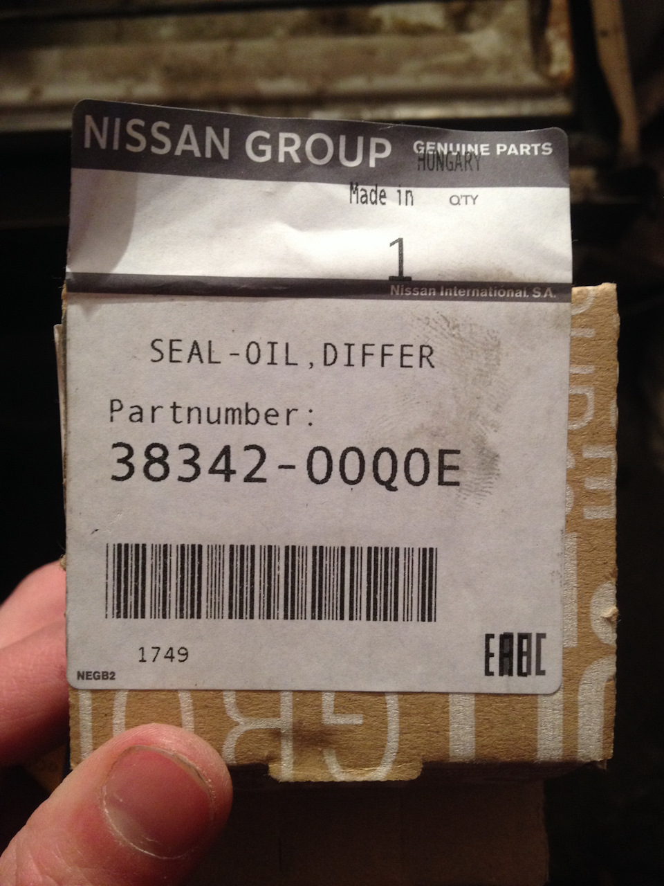 3834200Q0E Сальник привода правый NISSAN INFINITI | Запчасти на DRIVE2