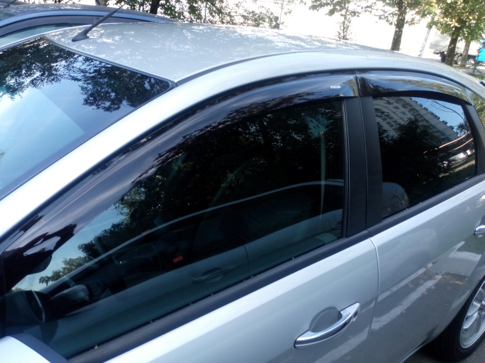 Дефлектора, — не слышал)) — Ford Focus Hatchback II, 2 л, 2011 года ...