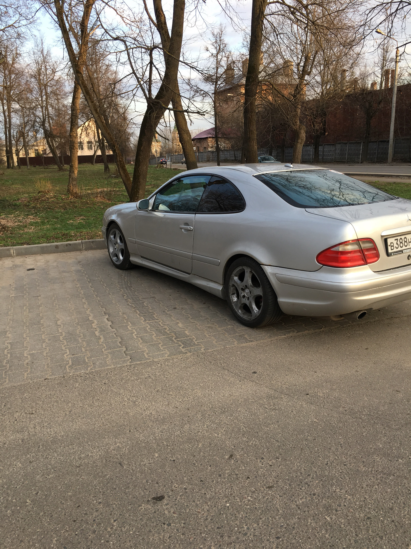 Просто фото, моей Элизабет))) — Mercedes-Benz CLK (W208), 3,2 л, 1999 года | другое | DRIVE2