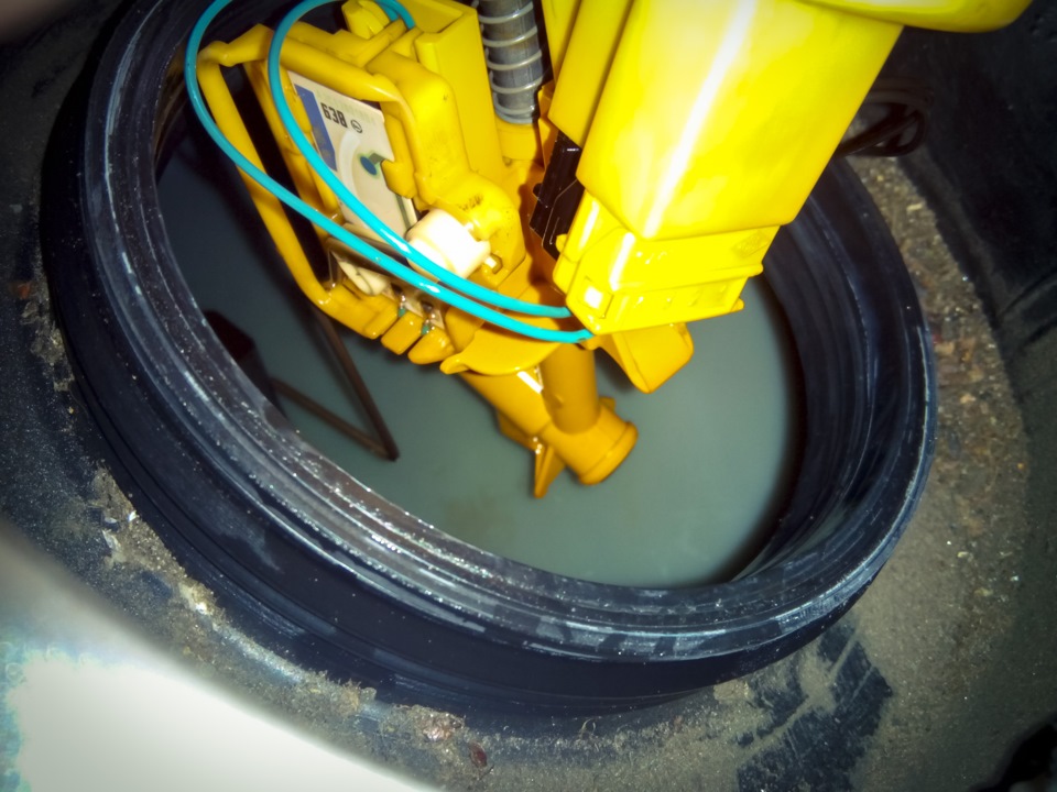 обслуживание топливного бака W203 — Mercedes-Benz C-Class (W203), 2,2 л ...