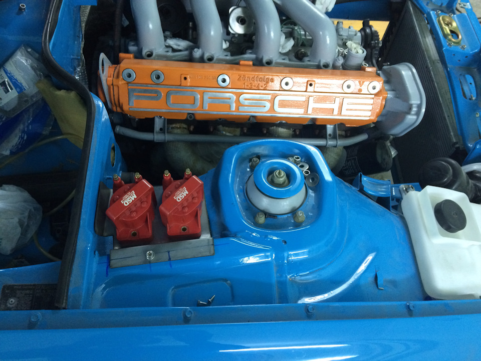 Крепление под катушки зажигания — Porsche 944, 2,5 л, 1982 года ...