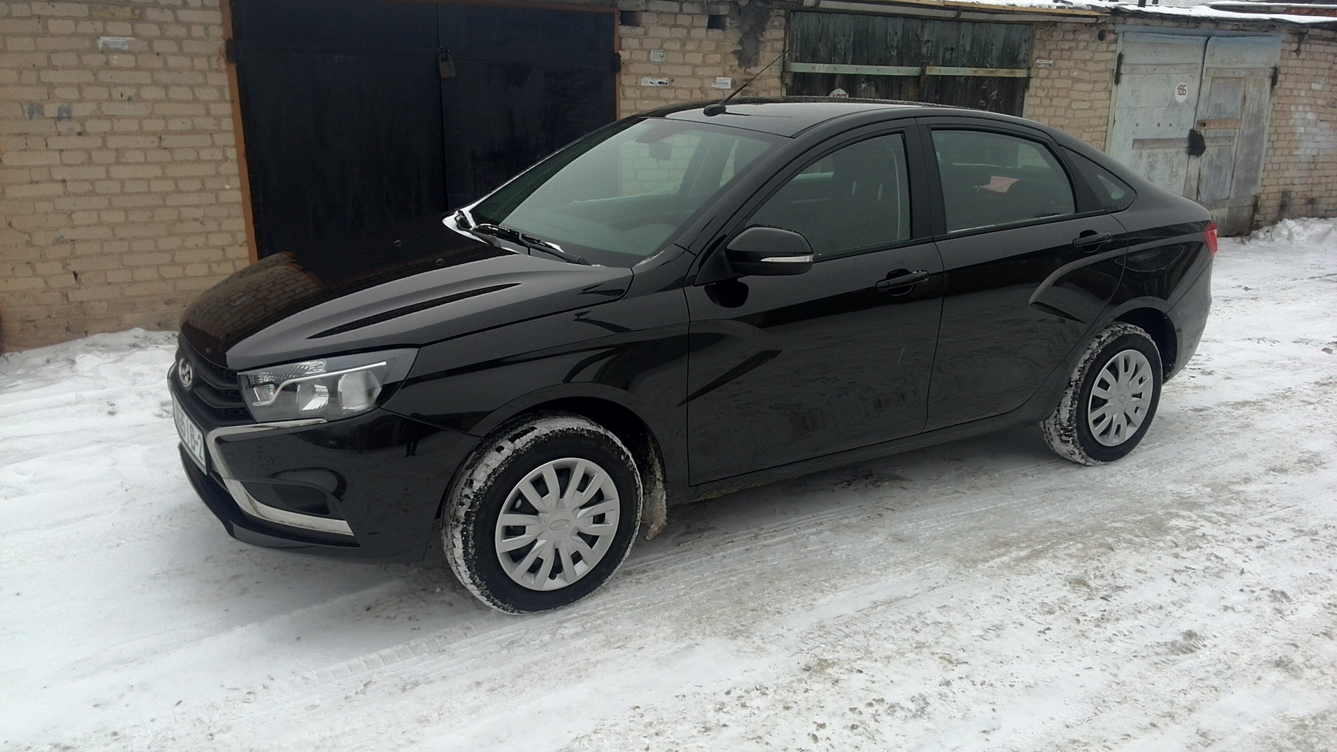 Lada Vesta (1G) 1.6 бензиновый 2017 | на DRIVE2