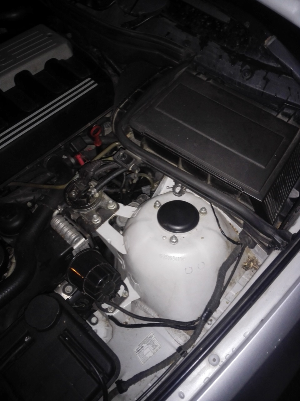 крышки подшипника передних аммо (на стакан) — BMW 5 series (E39), 3 л ...