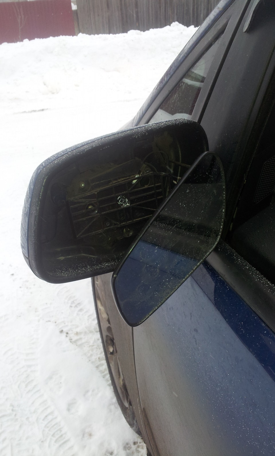 Зеркало — Ford C-Max I, 1,8 л, 2007 года | своими руками | DRIVE2