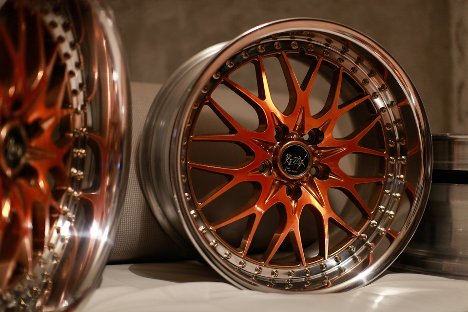 Work Rezax II 18" 5х114.3, all ~ 11J, front ET35, rear ET25 ...