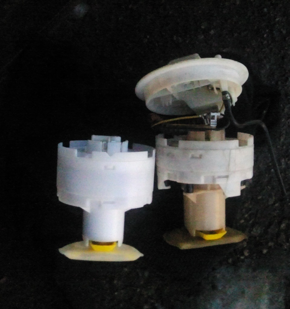 Замена топливного насоса. — Audi A4 (B6), 1,8 л, 2004 года | своими ...