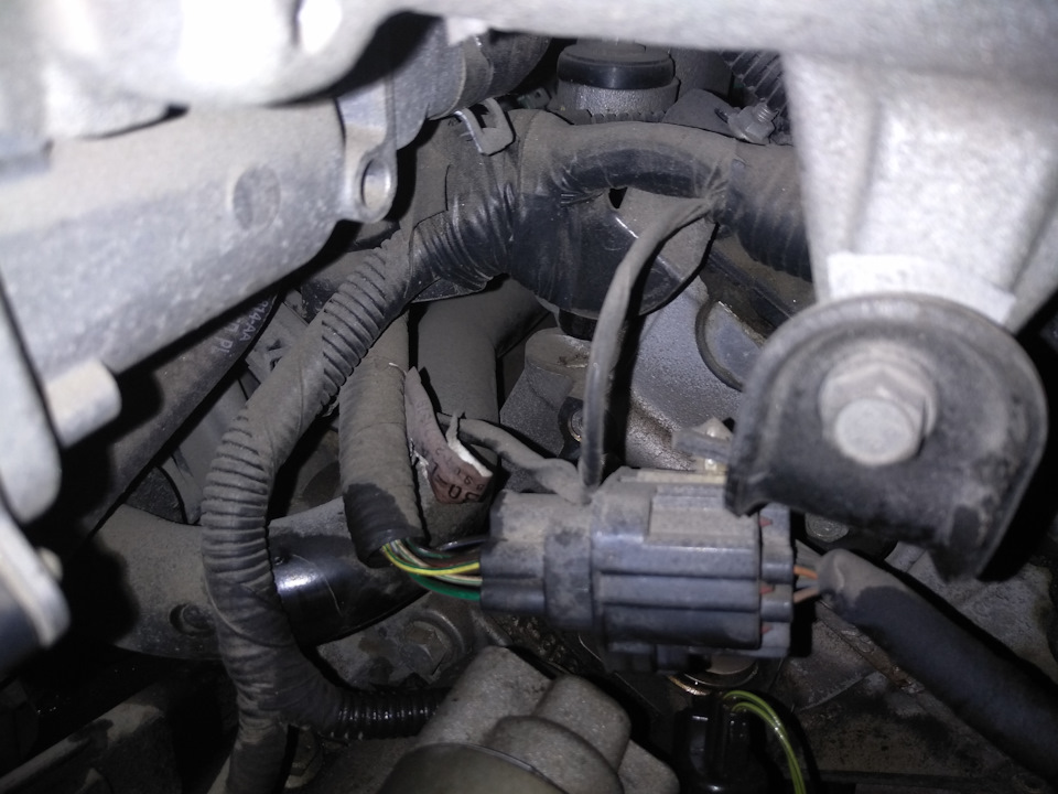 Лопнула трубка гидравлического контура C2S18895 — Jaguar X-Type, 2,5 л ...