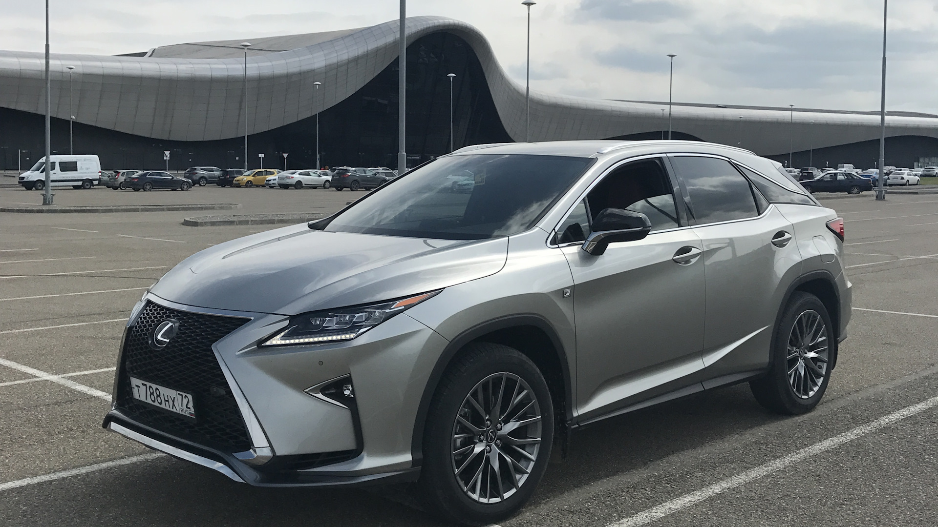 Lexus RX (4G) 2.0 бензиновый 2017 | Fsport на DRIVE2