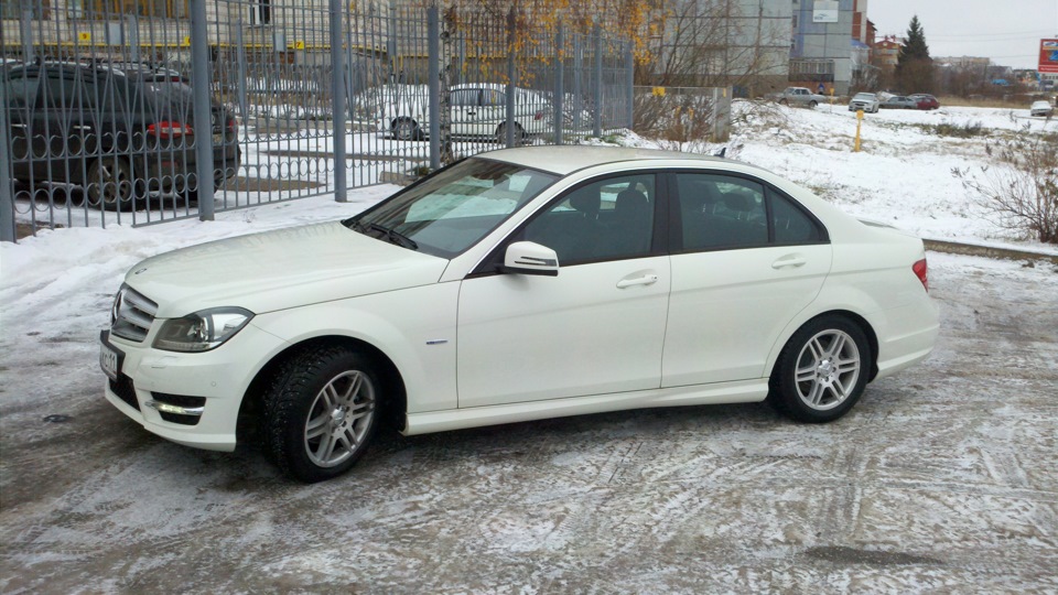 Mercedes-Benz C-Class (W204) 1.8 бензиновый 2011 | 1.8T на DRIVE2