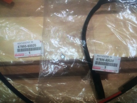 6789560020 Уплотнитель задней двери TOYOTA LEXUS | Запчасти на DRIVE2