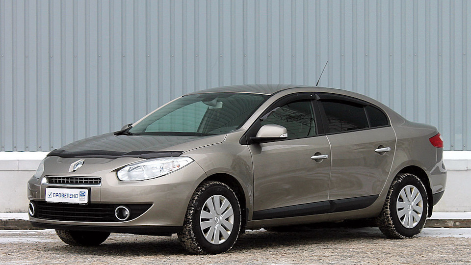 Renault Fluence 1.6 бензиновый 2011 | 1,6 на DRIVE2