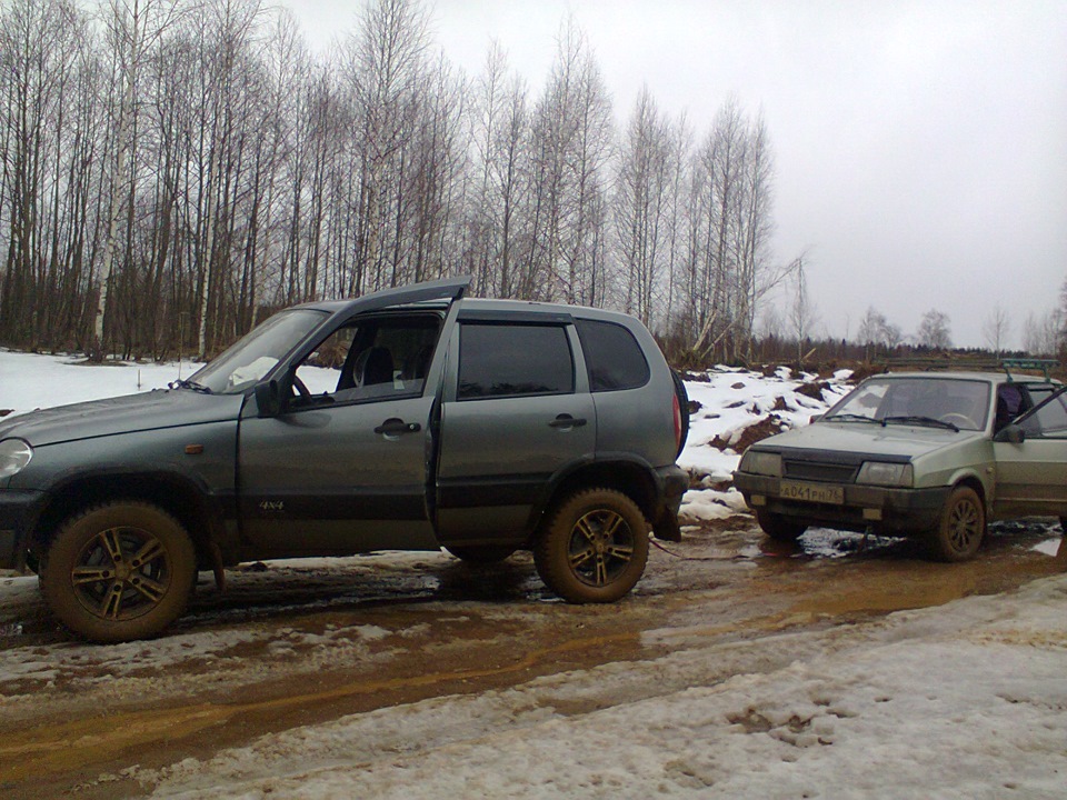 Спасал подружку на Lada-99 — Chevrolet Niva (1G), 1,7 л, 2006 года ...