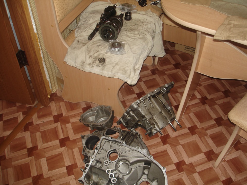 Сборка коробки, типа фотоотчет — Lada Гранта, 1,6 л, 2012 года | своими ...