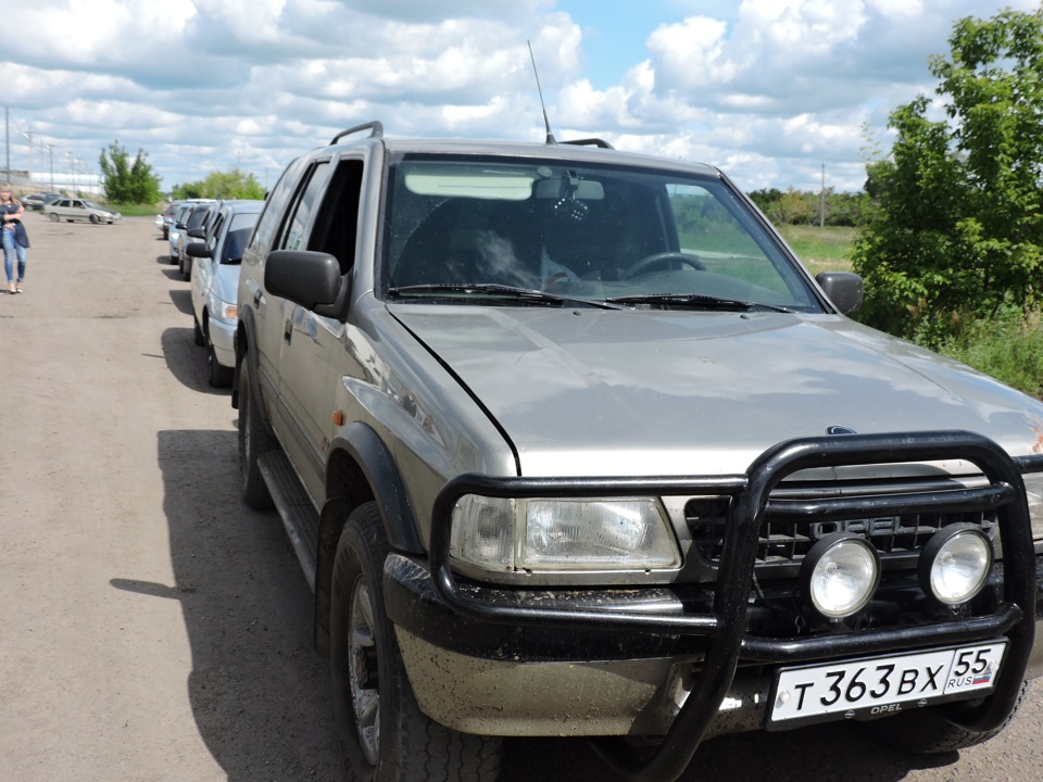 Дополнительные фары дальнего света — Opel Frontera A Basic, 2,2 л, 1996 ...