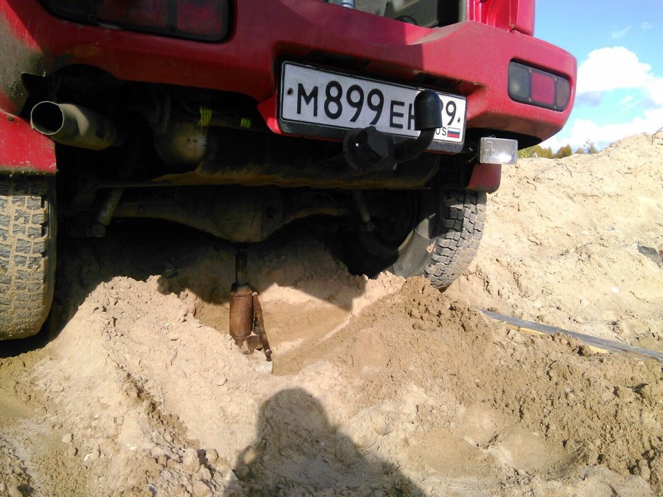 Дополнительная фара заднего хода — Ford Maverick I, 2,4 л, 1994 года ...