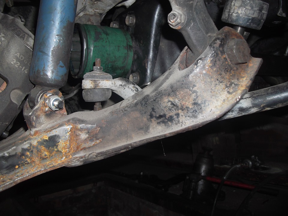 вкатили передний мост от Исузу Му — Isuzu Trooper (2G), 2,8 л, 1991 ...