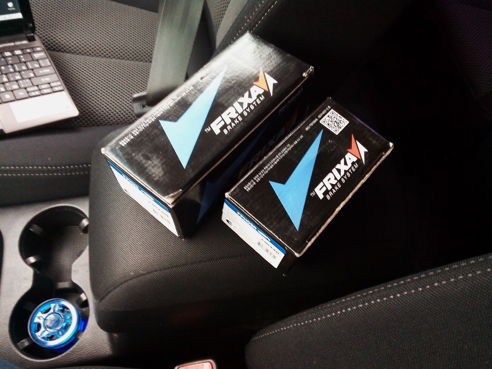 Тормозные колодки FRIXA — Hyundai Santa Fe (2G), 2,7 л, 2008 года ...